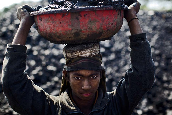 Child Labor in Indian Coal Mines | Amusing Planet